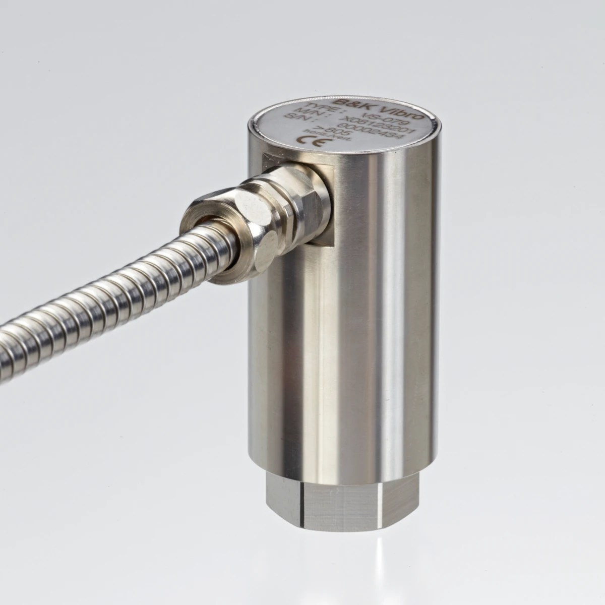 VS-079 Industriell vibrationshastighetsgivare | Köp på Beving.se